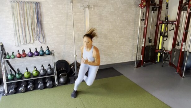 Lateral Bounds | GolfDigest.com