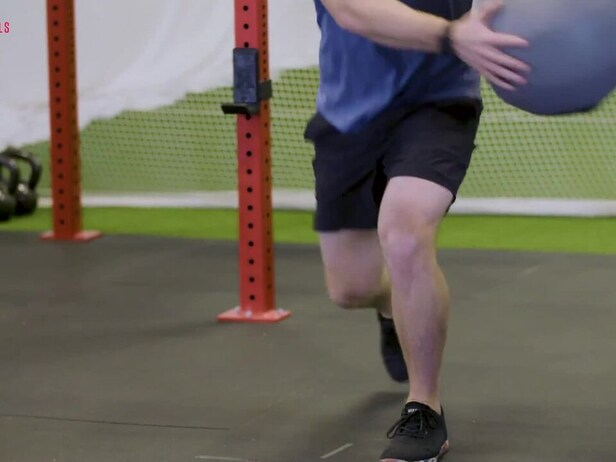 Flash Fitness: Reverse Lunge-And-Turn | GolfDigest.com