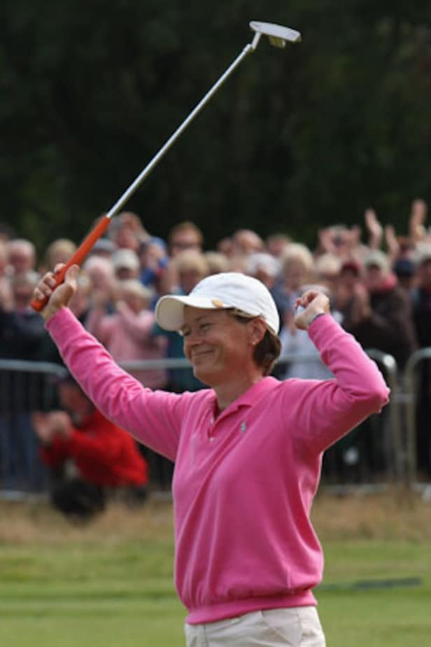Score One For Motherhood | Golf News and Tour Information | Golf Digest