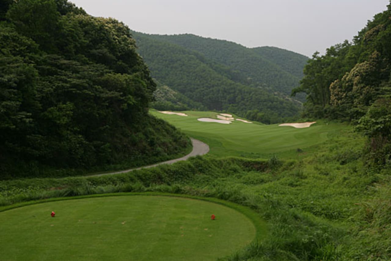 Golf in China | Golf World | Golf Digest