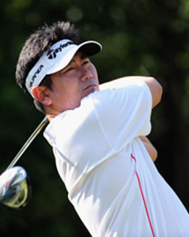 Yang Takes Charge | Golf News and Tour Information | Golf Digest