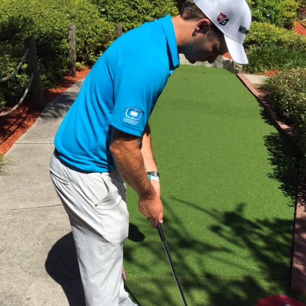 Kevin Streelman is practicing for this week's PGA Tour event by playing ...