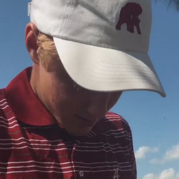 Golfer hits an errant shot, then signs an autograph for homeowner like ...