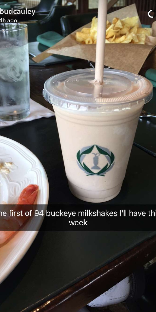 Apparently EVERYONE is enjoying the delicious milkshakes at Muirfield ...