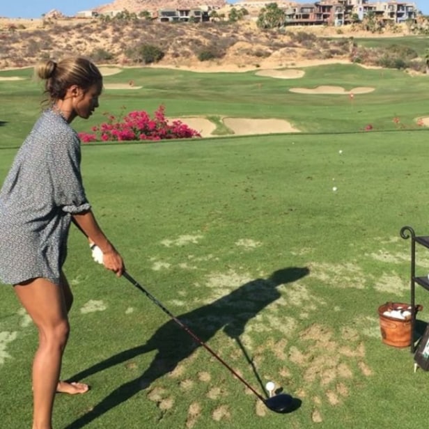 Ciara takes up golf, has a very encouraging coach in Russell Wilson ...