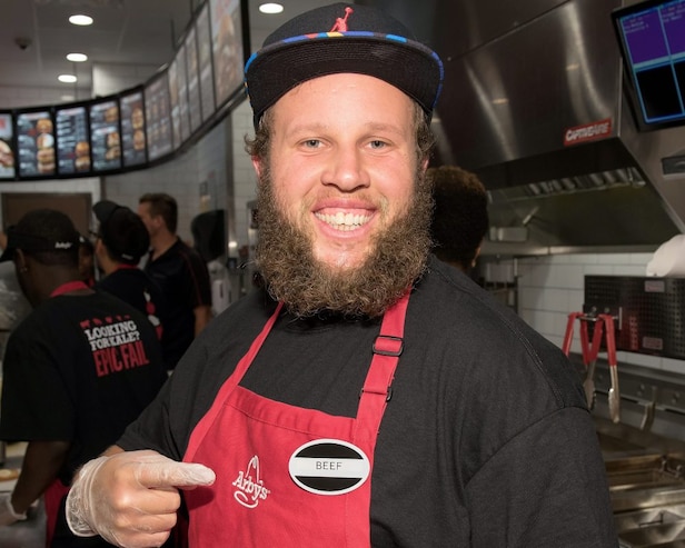 Andrew "Beef" Johnston inks endorsement deal with Arby's, serves food ...