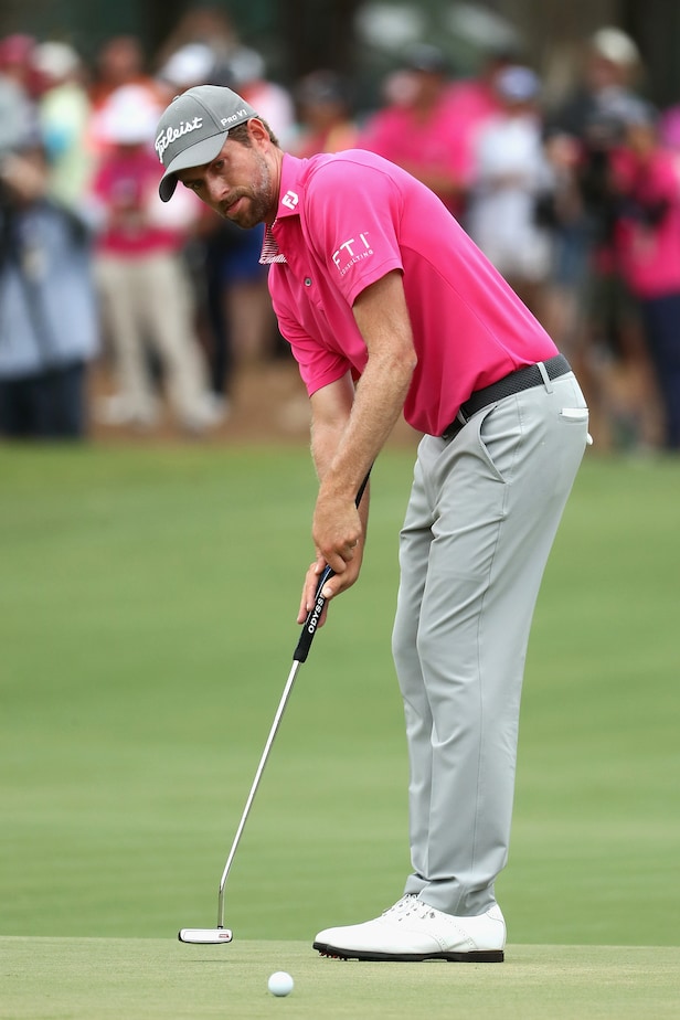 Don't Be Afraid to Try a Different Putting Style | How To Play Golf ...