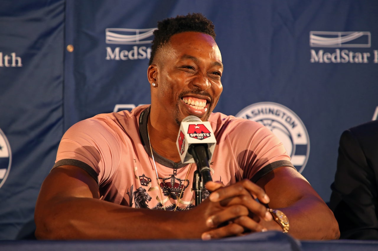 Dwight Howard's "joke" sums up why Dwight Howard is the worst | This is ...