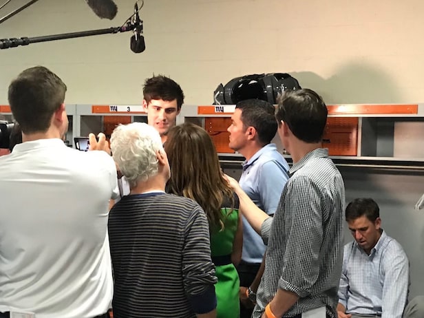 This is it, this is the saddest Eli Manning picture ever taken | Golf ...