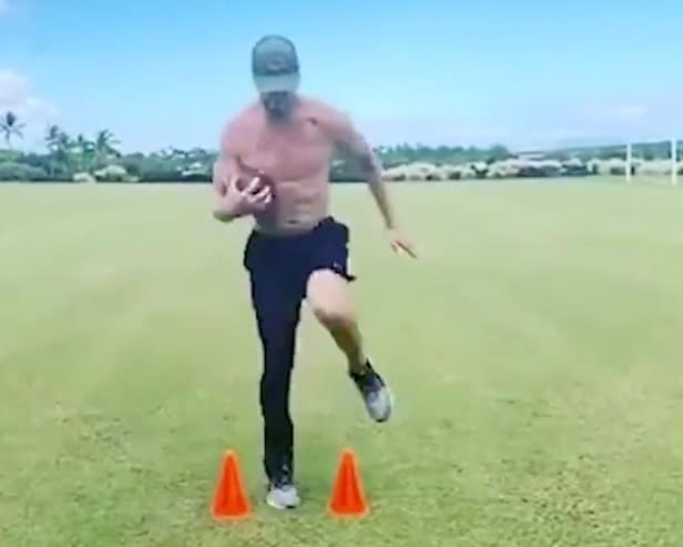 Alex Smith putting in reps on THAT leg on his 36th birthday will make ...