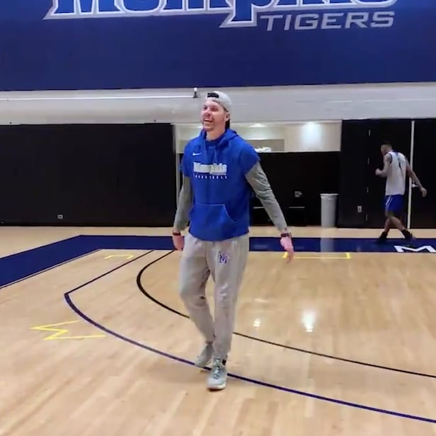 NBA Finals folk hero Mike Miller absolutely COOKS college player in 1 ...