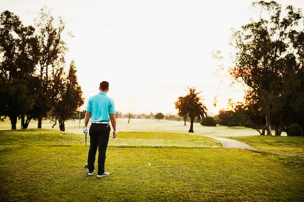 5 bad-golfer mistakes good players avoid, according to a tour coach ...
