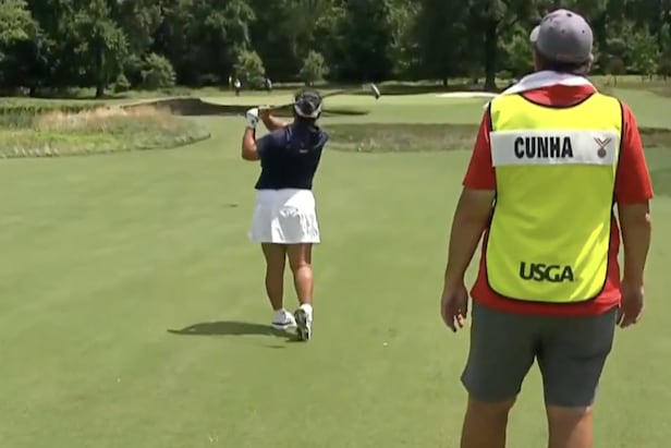 Watch vision-impaired golfer Amanda Cunha throw an absolute dart in one ...