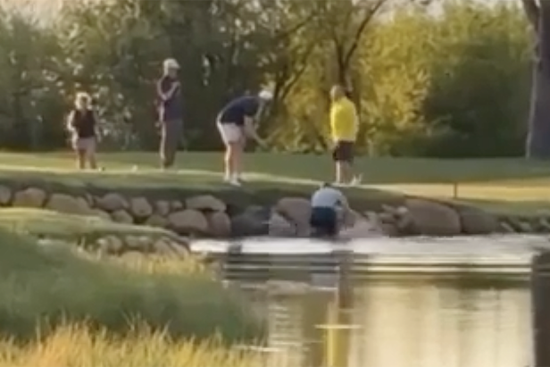 ‘He’s gonna drown him!’: Wild golf fight spills into water hazard as ...
